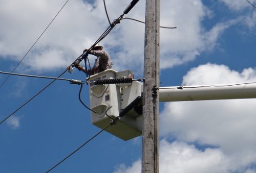 ALBAT Apprentices use EDxtreme for Training in Outside Electrical ...
